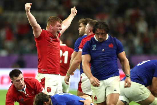 Wales strike late to make 'unlucky' France pay for red card | World Rugby