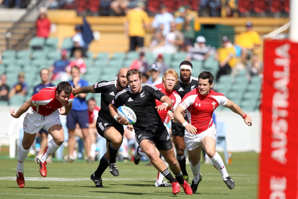 Top eight through to Adelaide Sevens quarters | World Rugby