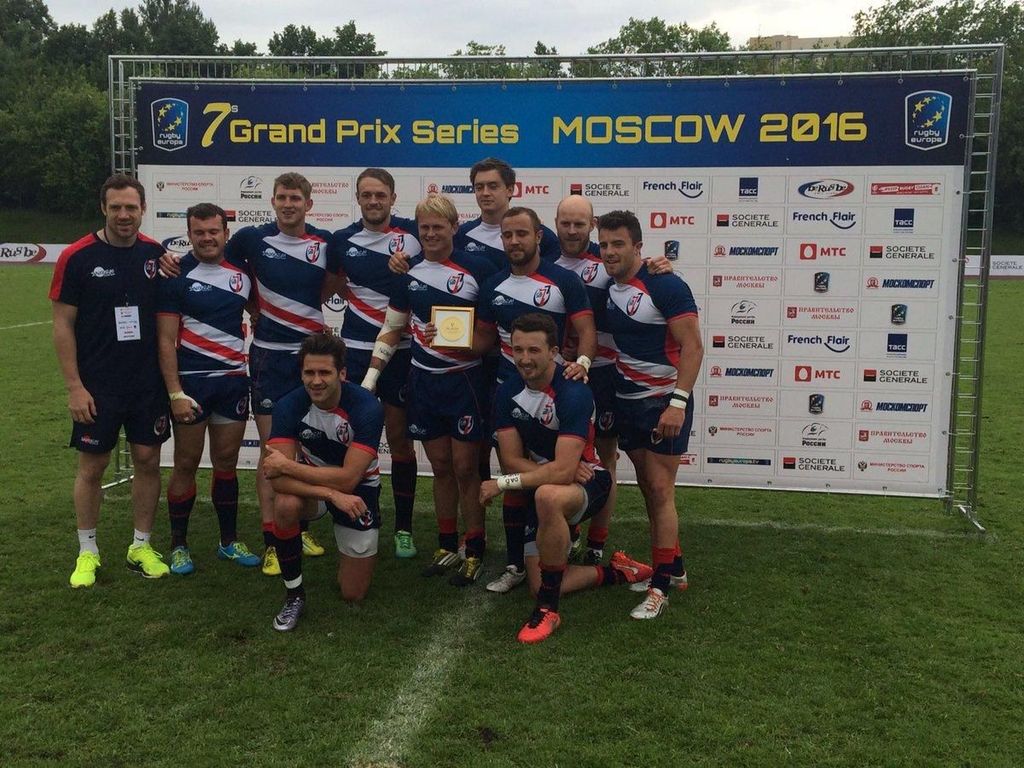 Team GB lift Plate in Moscow | World Rugby