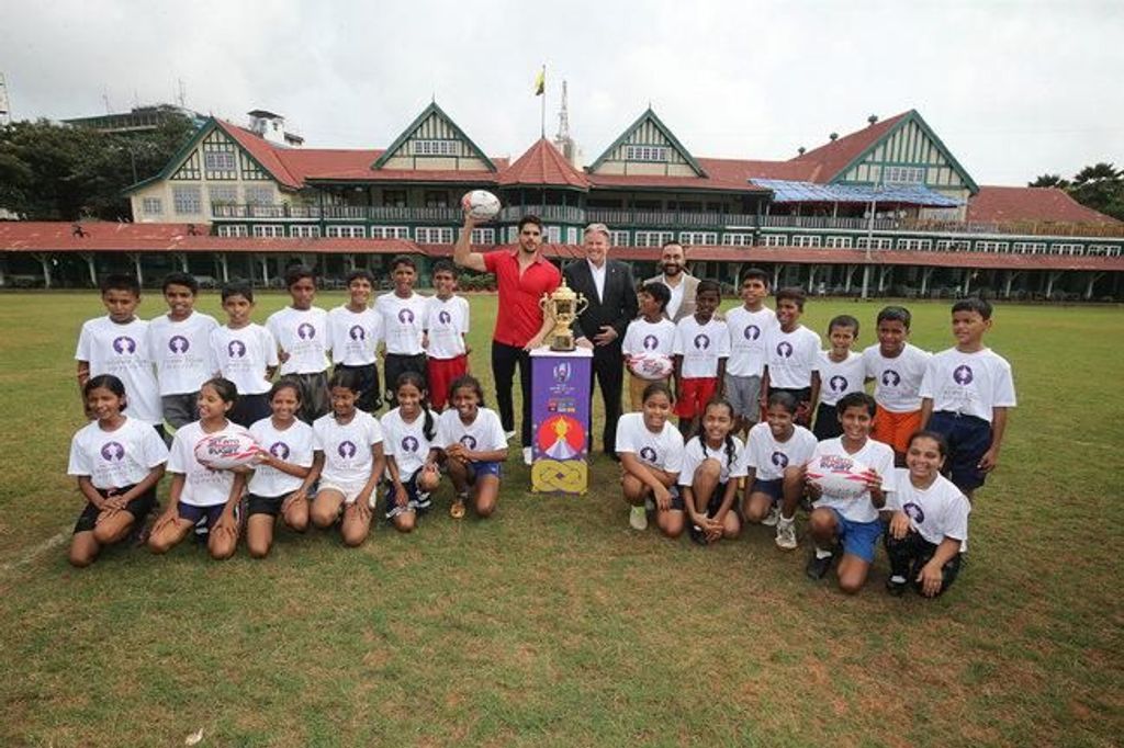 Bollywood star welcomes Webb Ellis Cup to Mumbai | World Rugby