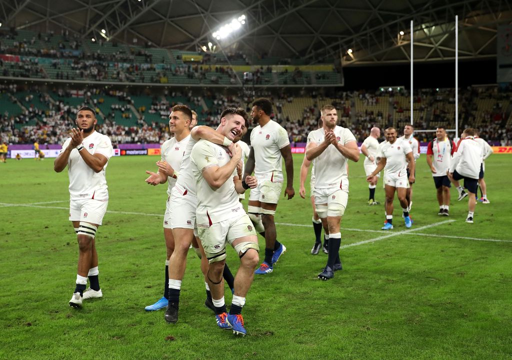 Jones lauds 'samurai warriors' for putting Wallabies to the sword ...